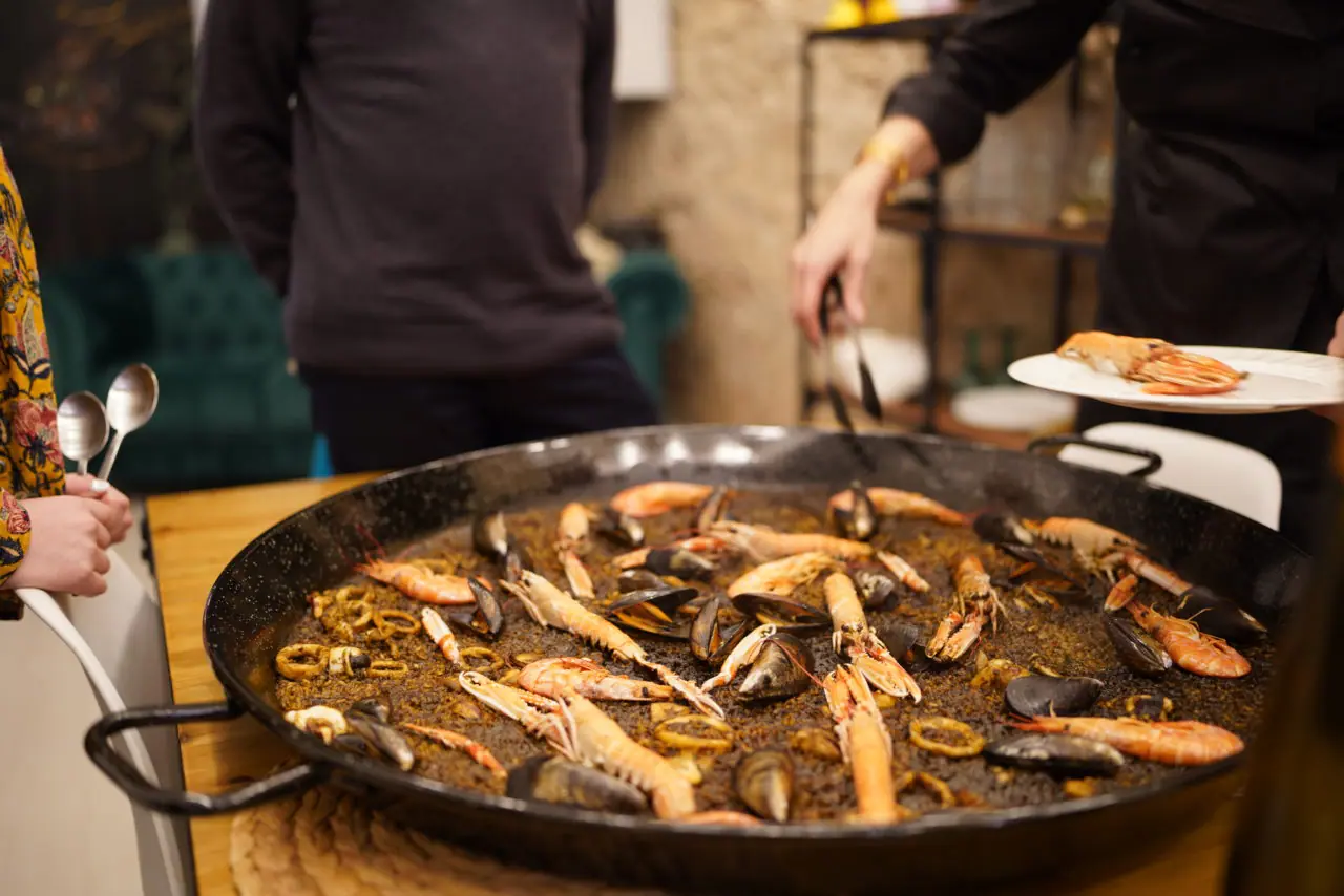 Paella Workshop in Barcelona | Learn How to Cook Paella!